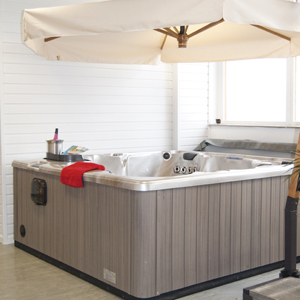 IN magasinet : Utendørs massasjebad